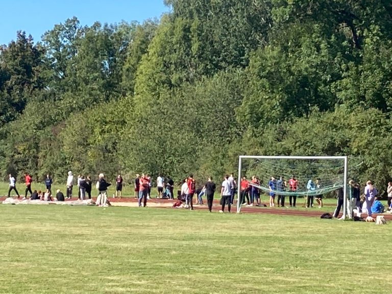 Endlich wieder Bundesjugendspiele | Grund- und Mittelschule FFB Nord